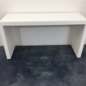 Grasscloth Waterfall Table With Rounded Edge - COM - Etsy