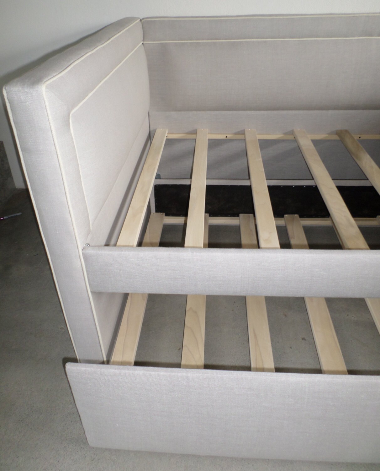 Custom Upholstered Daybed W/inset Piping Detail AND Rolling - Etsy