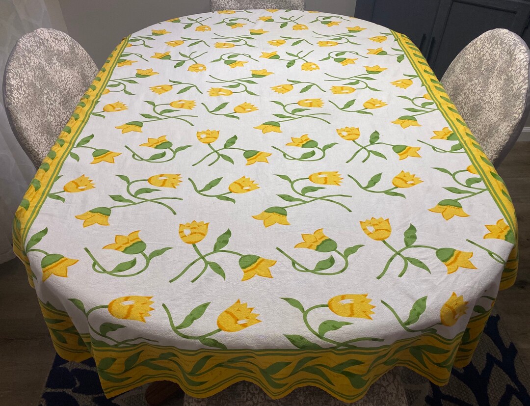 Vintage White, Yellow, & Green Floral Tulip Print Large Rectangular ...