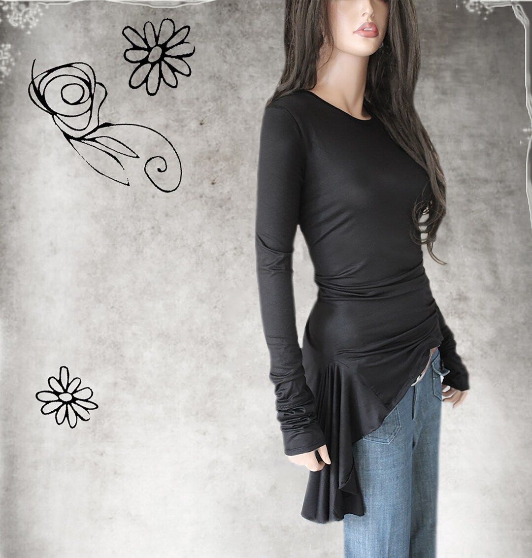 Woman Top Hip Drape, Extra Long Sleeves, Crew Neck Pull Over, Tratgirl ...