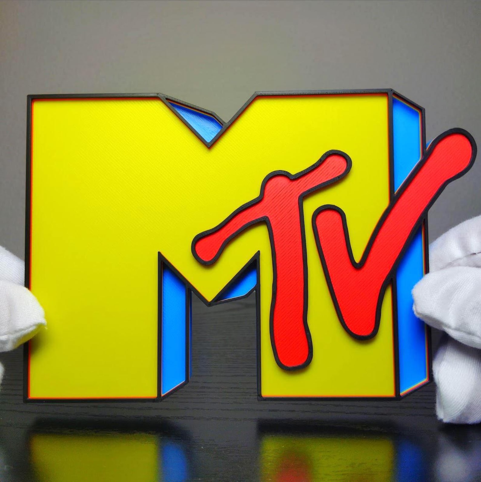 MTV Logo Sign | 5.5in Retro Display Piece (MTV. Music Television, 1990 ...