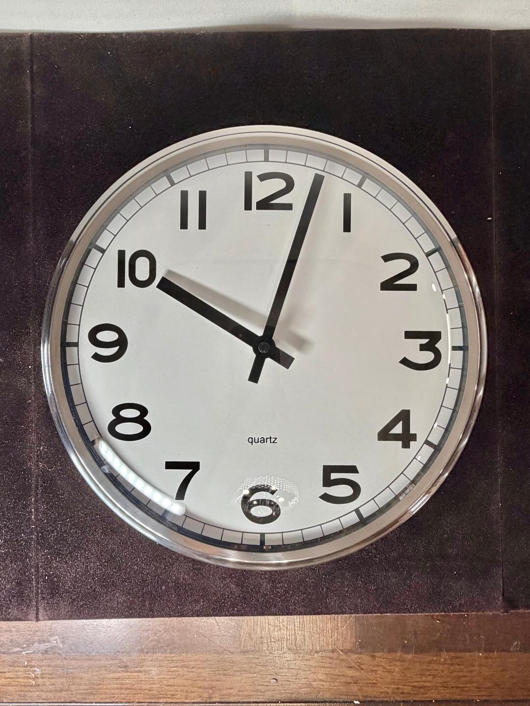 Modern Quartz Wall Clock - Battery Operated - Etsy