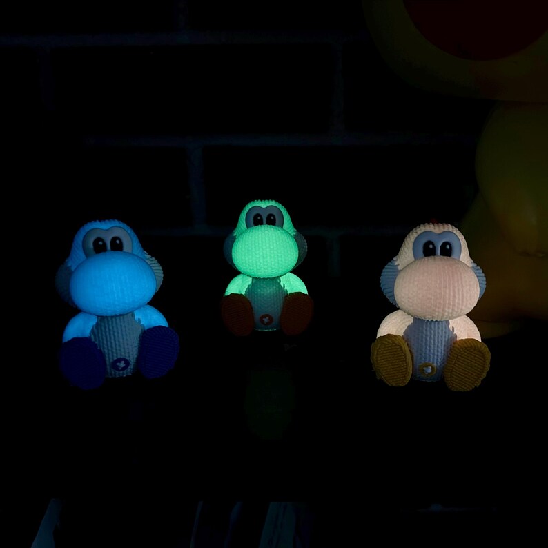Glowshi Glow-in-the-dark Yoshi Figure Set – 3D Printed Knit-effect ...