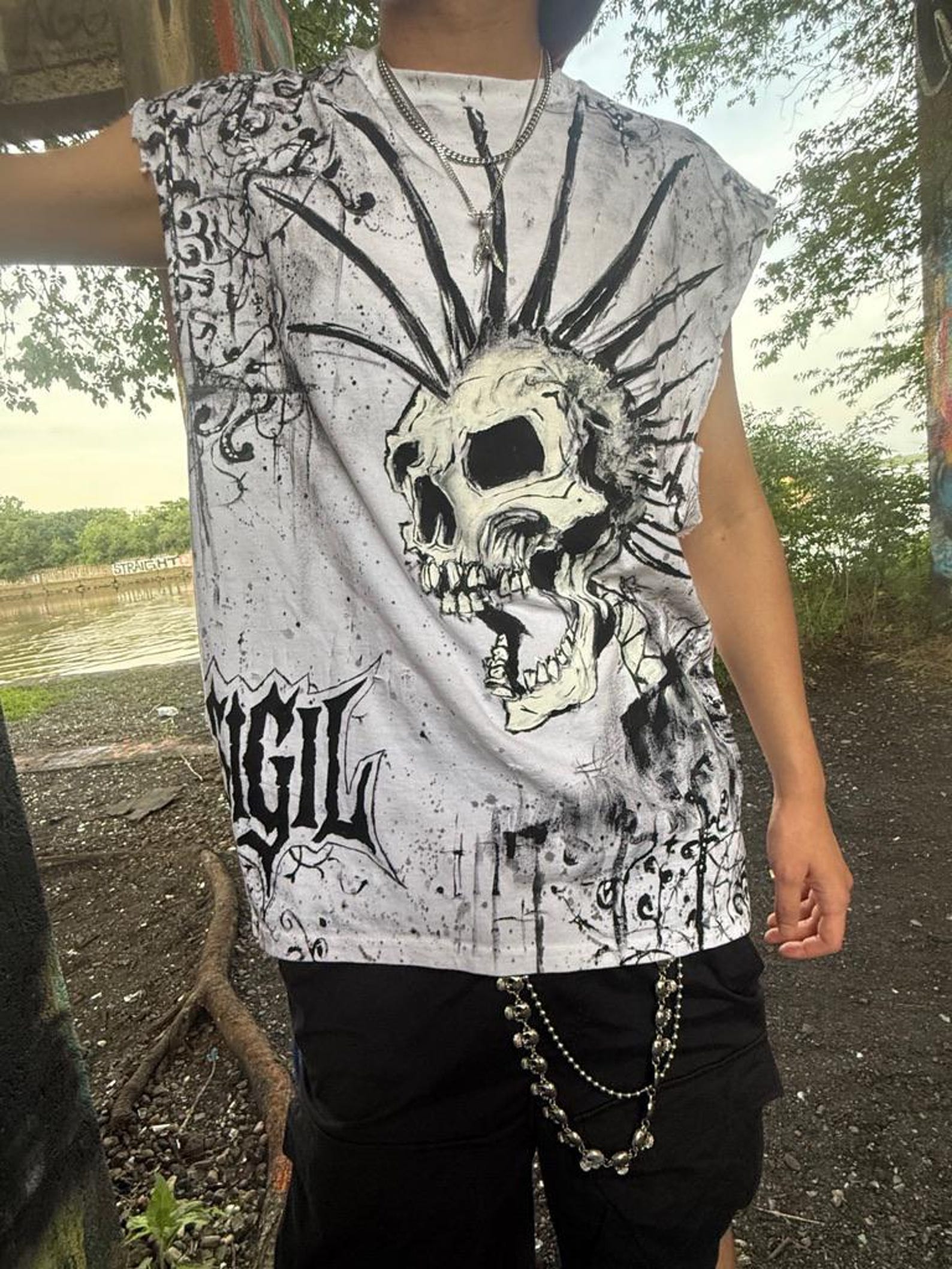 SIGIL' "skull-hawk" Custom Sleeveless Tee - Etsy