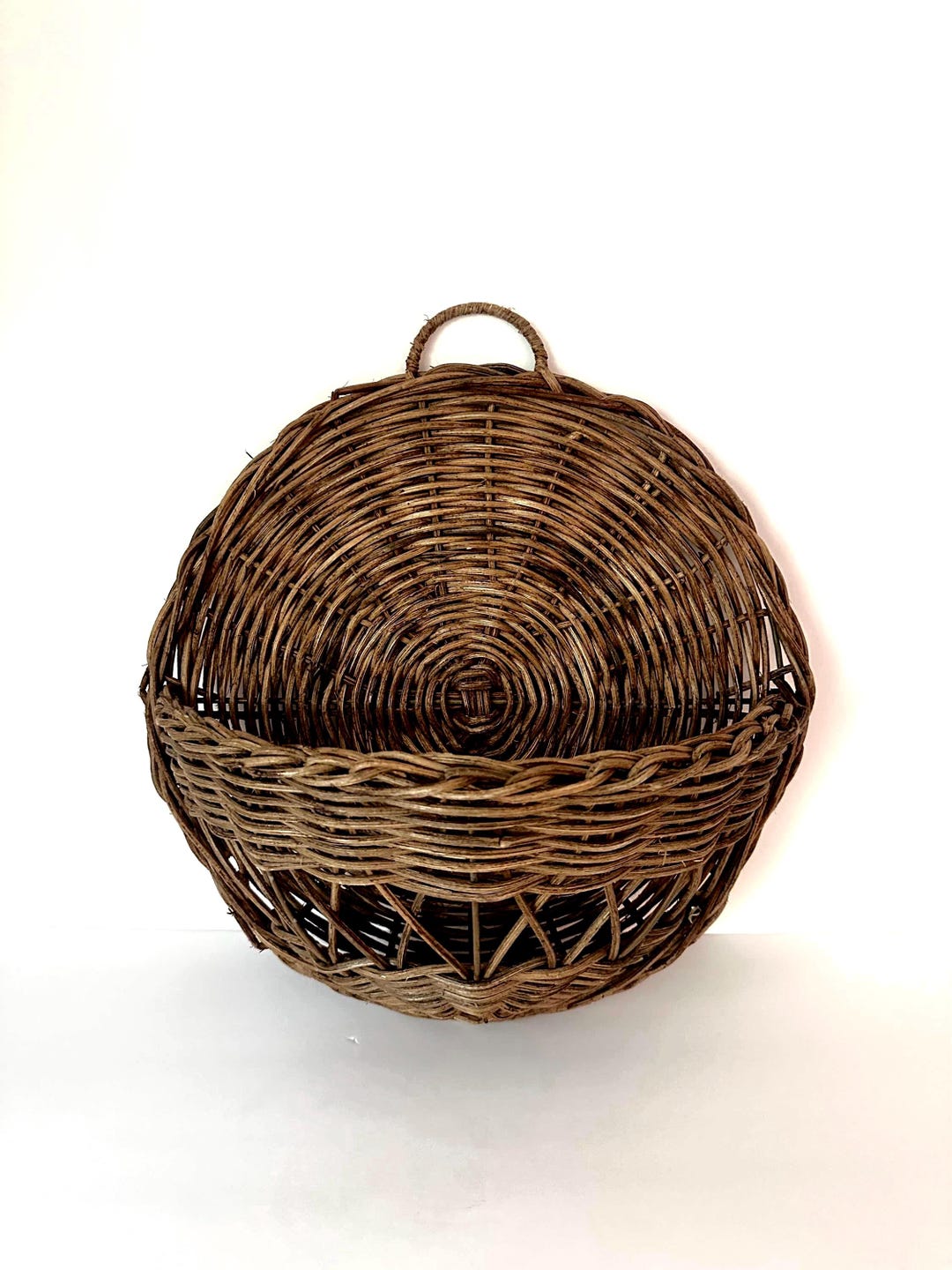Vintage Round Wicker Wall Basket | Rustic Wall Pocket | French Country ...