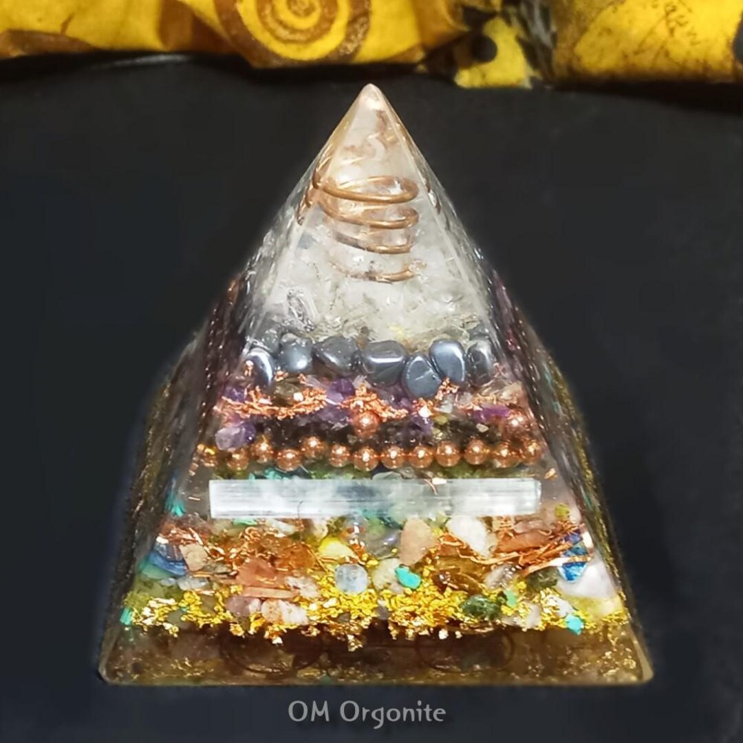 High Vibrational Azeztulite Orgone Pyramid for Energy Cleansing and ...