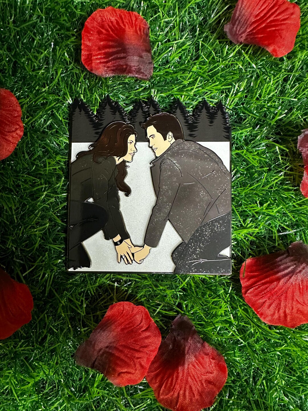 Twilight Breaking Dawn Battle Scene Enamel Pin - Etsy