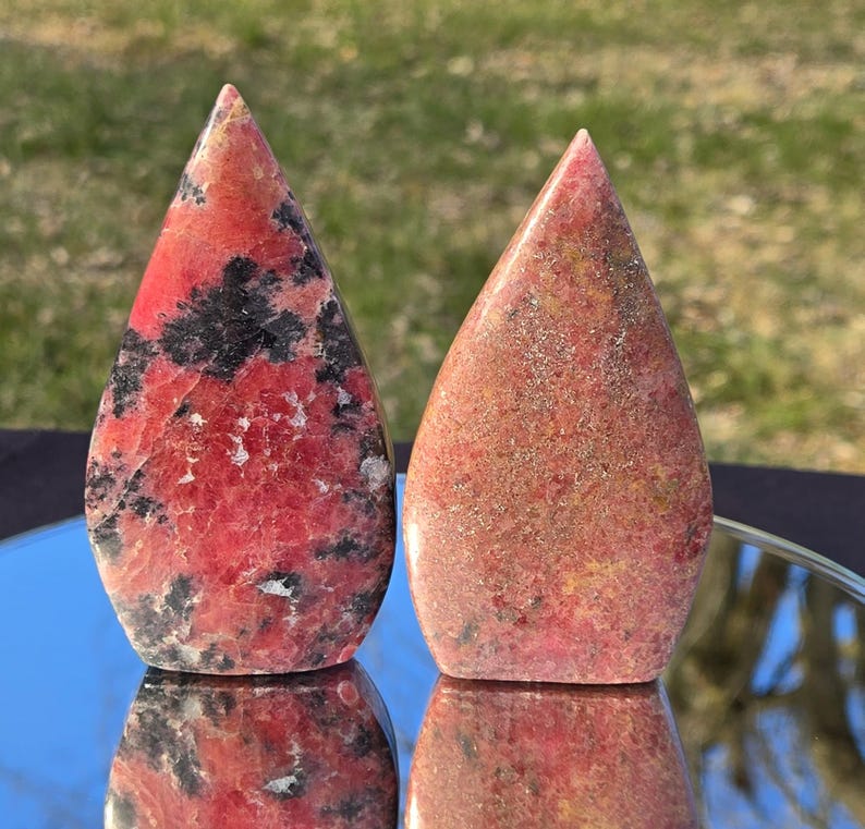 Rhodonite Crystal Teardrop Carvings - Etsy