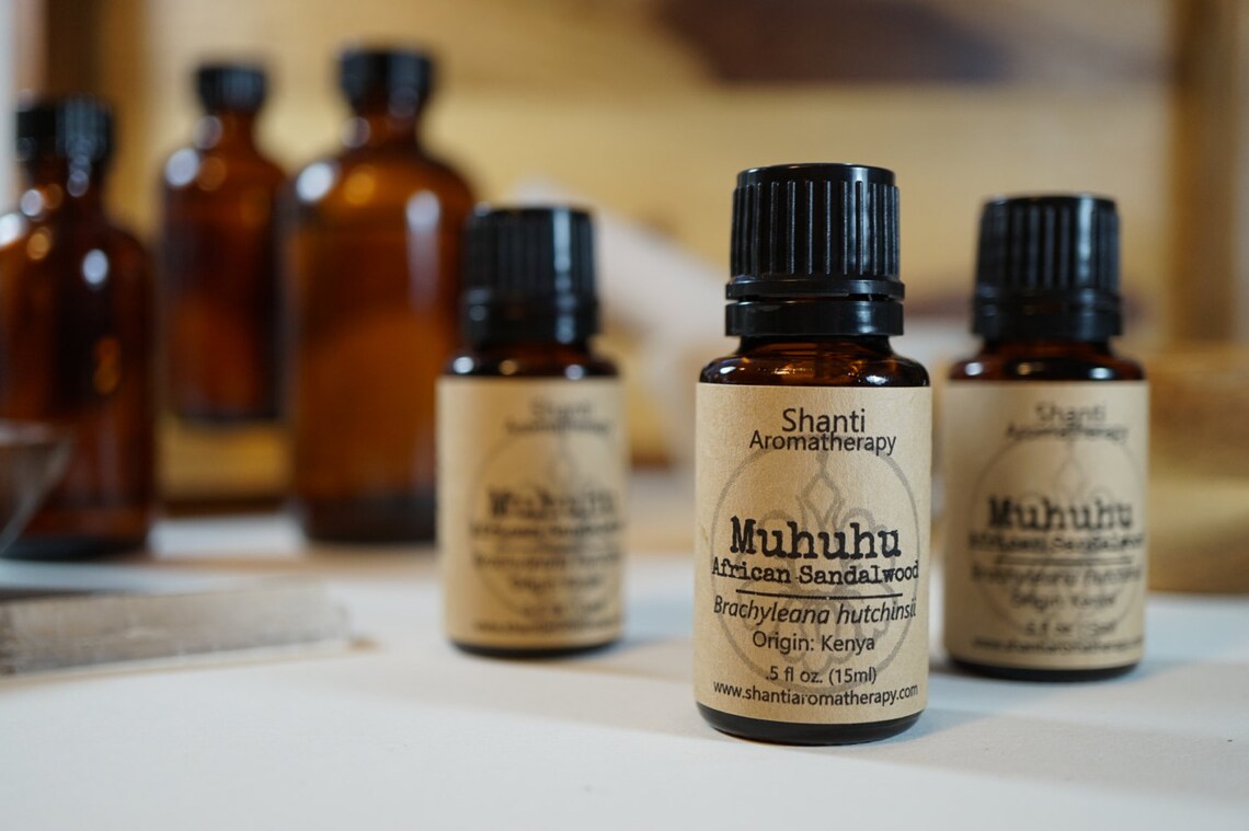 Muhuhu African Sandalwood Essential Oil | Etsy
