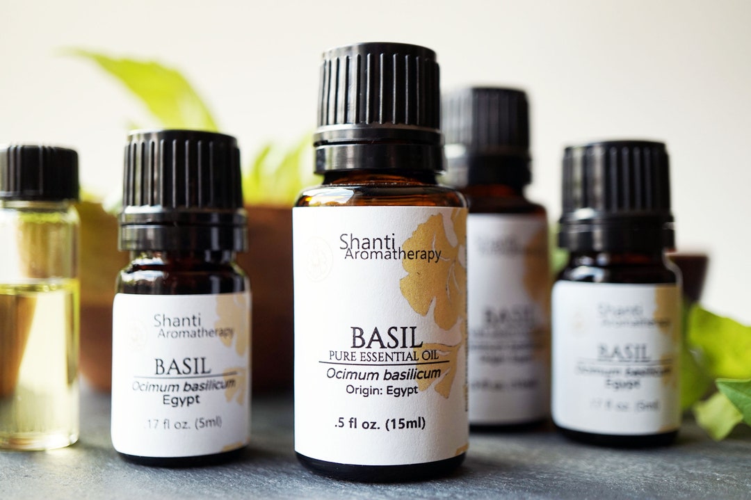 Basil Essential Oil - Pure Essential Oil for Diffusers, Massage Blends ...