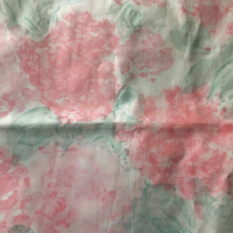 Vintage Peter Pan Pink Green Watercolors Floral Clower Cottage - Etsy