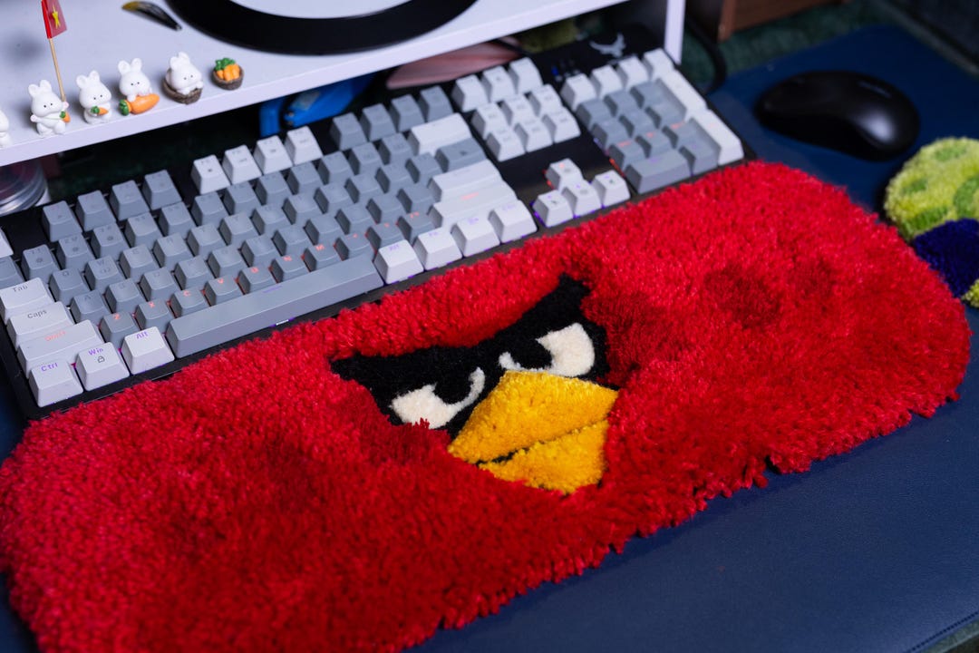 Angry Birds Keyboard Rug – Handmade Tufted Desk Mat for Gamers ...