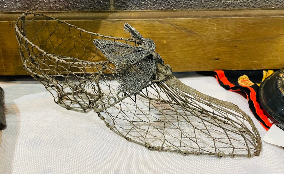 Vintage Wire Cinderellas Slipper Shoe Topiary - Etsy