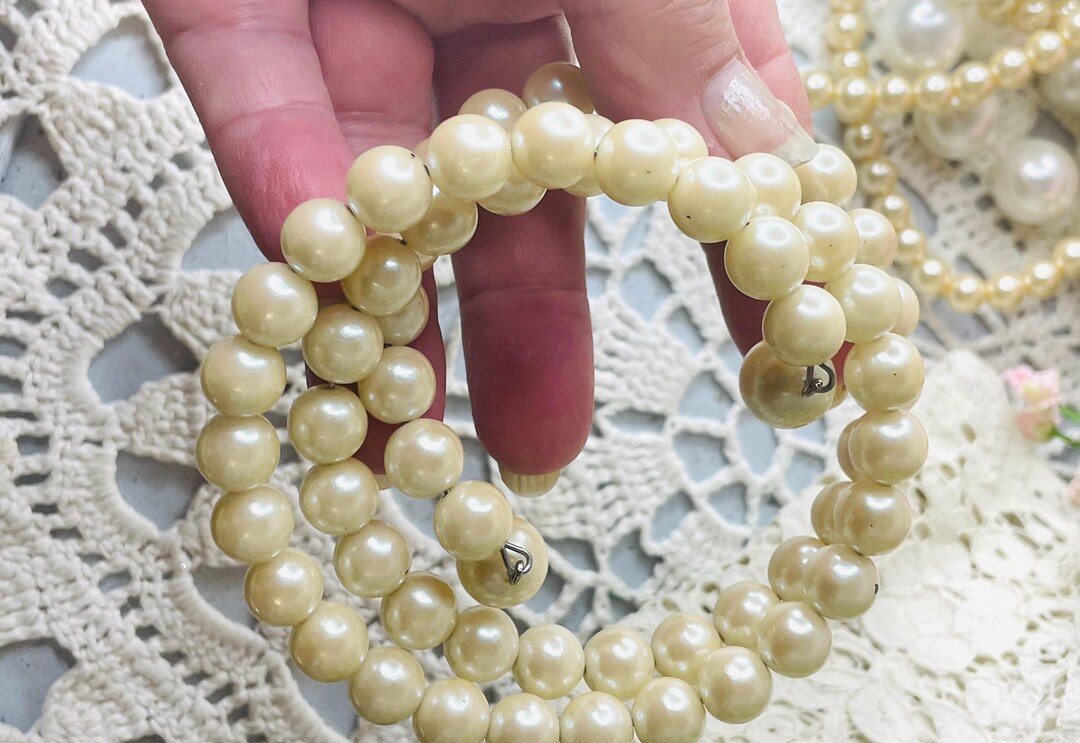 Luscious Pearl Coil Bracelet/vintage Memory Wire Bracelet, Larger Size ...