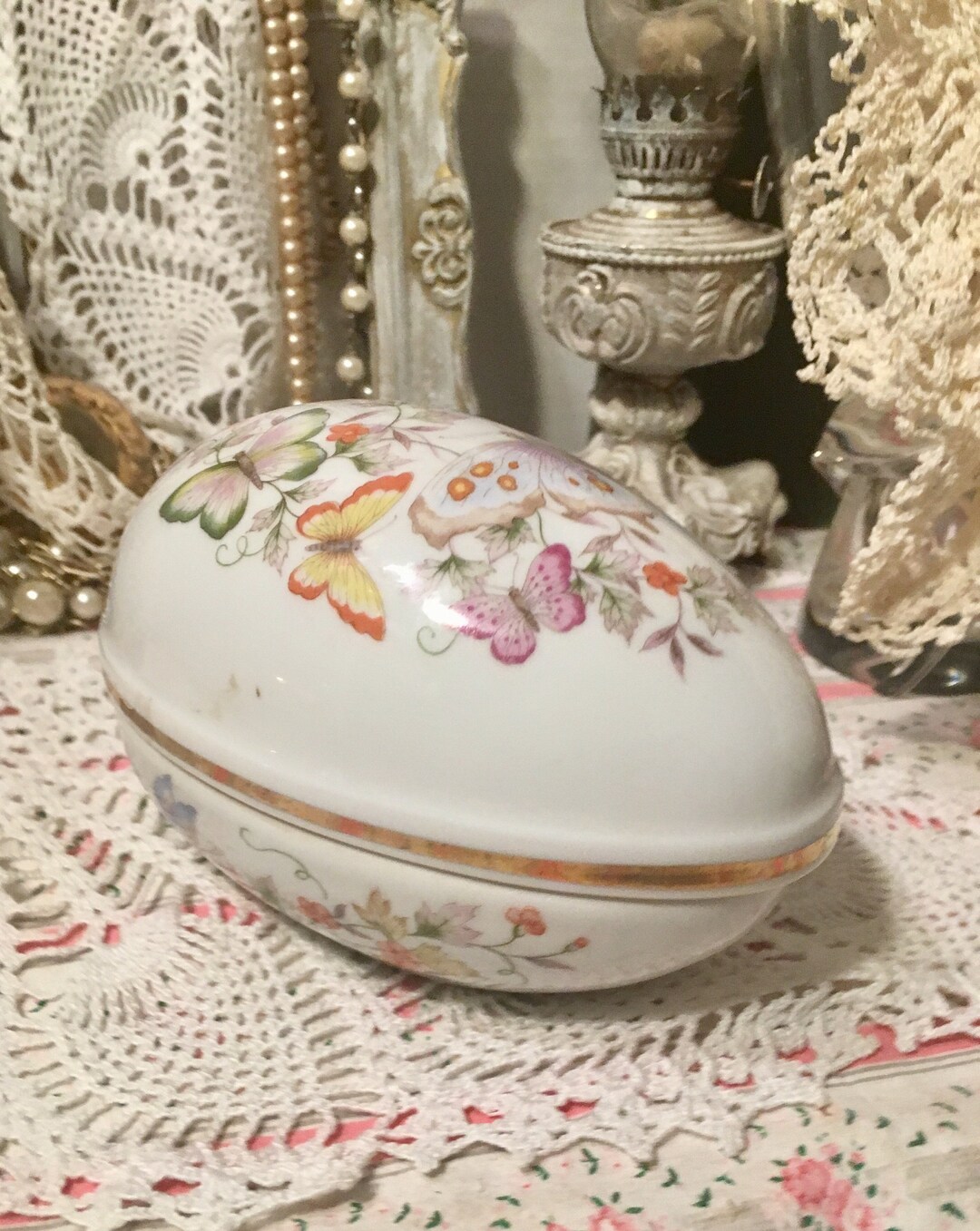 Butterfly Egg Covered Porcelain Egg Box 22k Gold Spring !beautiful ...