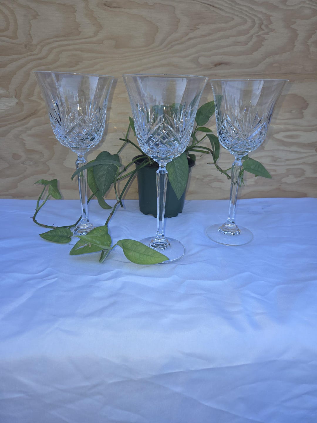 Mikasa Crystal Wine Glasses Set of 3 - Etsy
