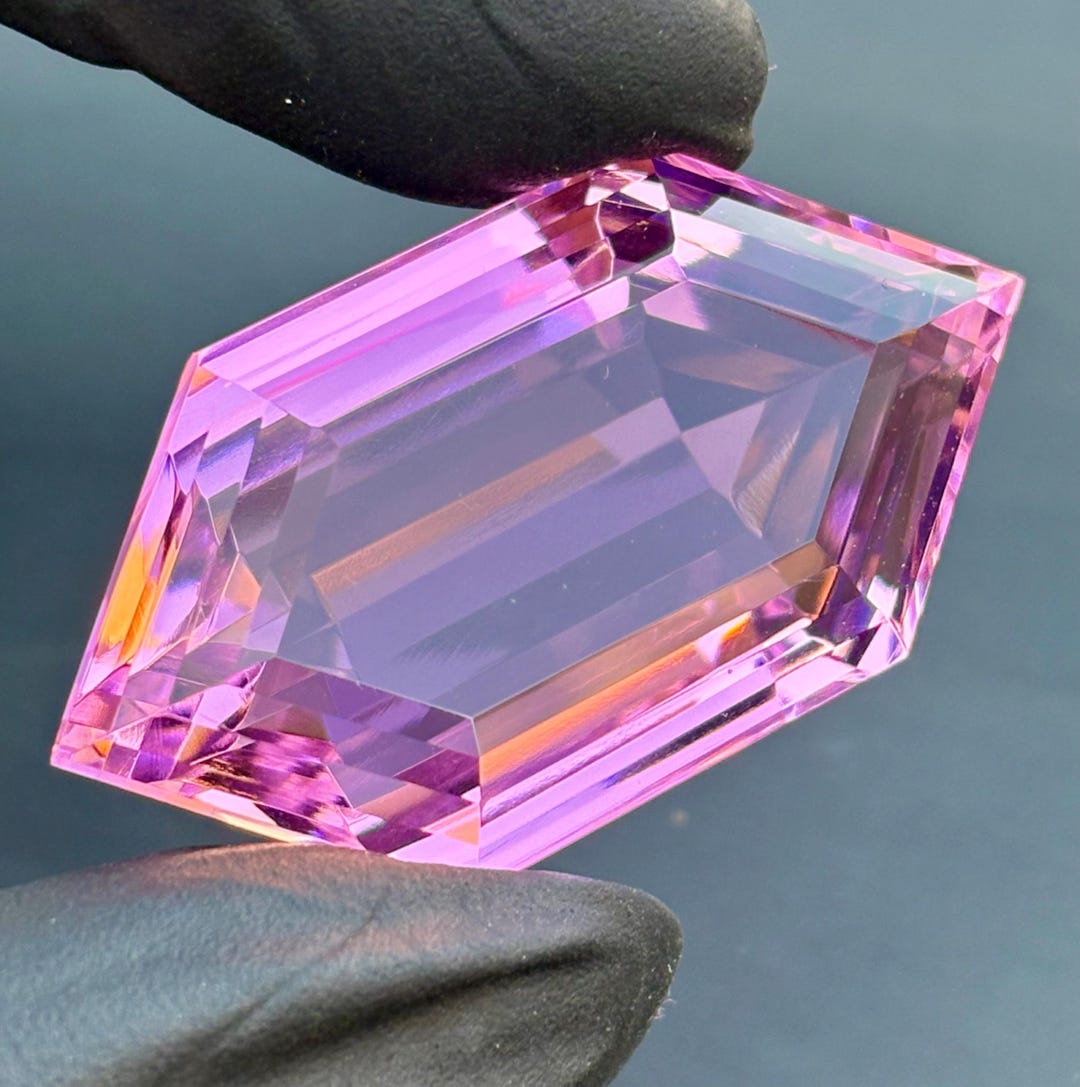Large Pink Rose Quartz – Lozenge Cut Healing Crystal, 105 Carat - Etsy