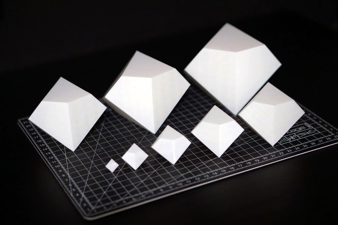 Blank White Plastic "decahedrons" / D10 / 1 - 8 Cm - Etsy