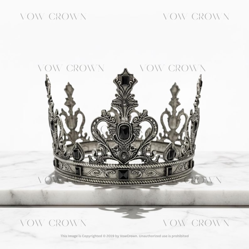 Vintage Gothic Royal Crown | Medieval Black Crystal King Crown ...