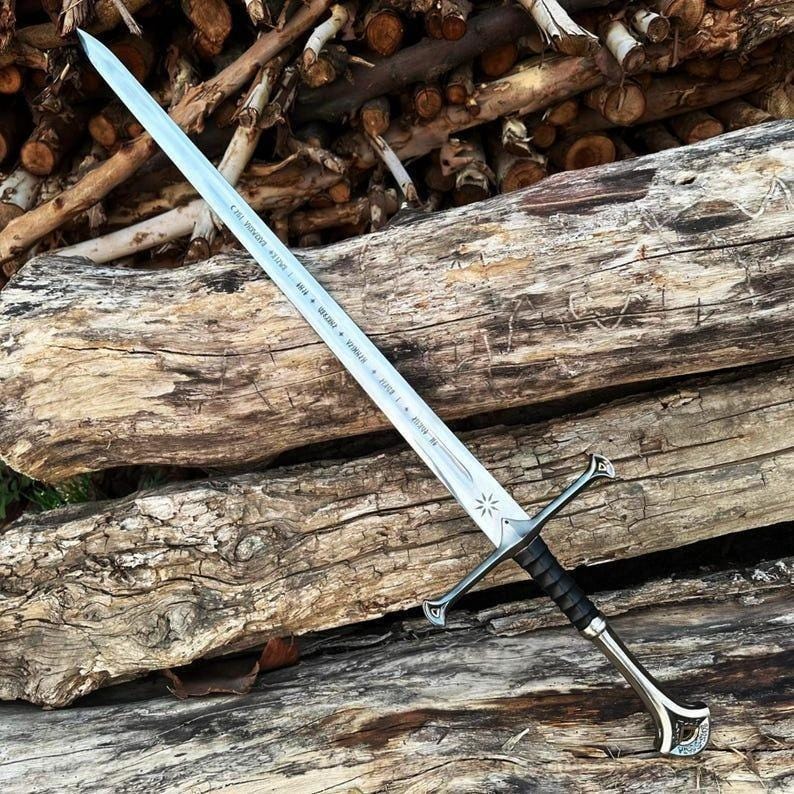 Aragorn's Anduril Sword, Legendary Anduril - Hand-forged Sword, Costume ...