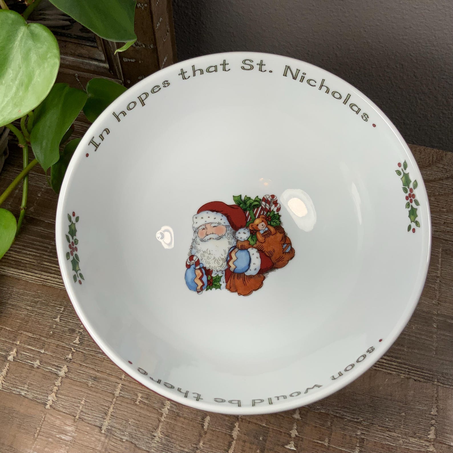 Portmeirion A CHRISTMAS STORY 7” All Purpose Serving Bowl - Susan ...