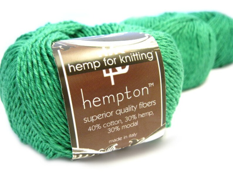 Hemp Cotton Yarn Emerald Green DK Weight 130yd | Etsy