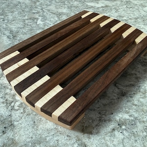 Handmade Two-tone Slotted Wooden Trivet – Walnut & Maple - Etsy