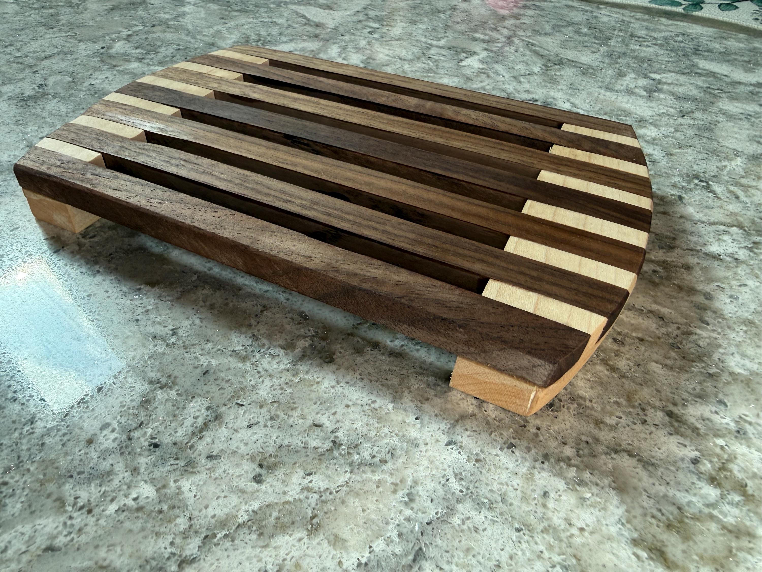 Handmade Two-tone Slotted Wooden Trivet – Walnut & Maple - Etsy