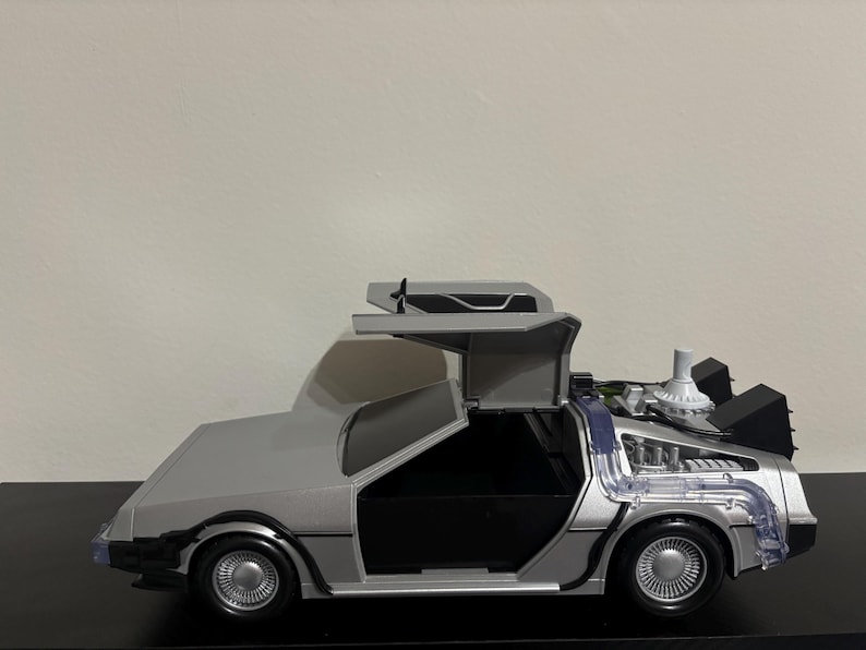 Back to the Future 40th Anniversary Delorean Popcorn Bucket: Exclusive ...