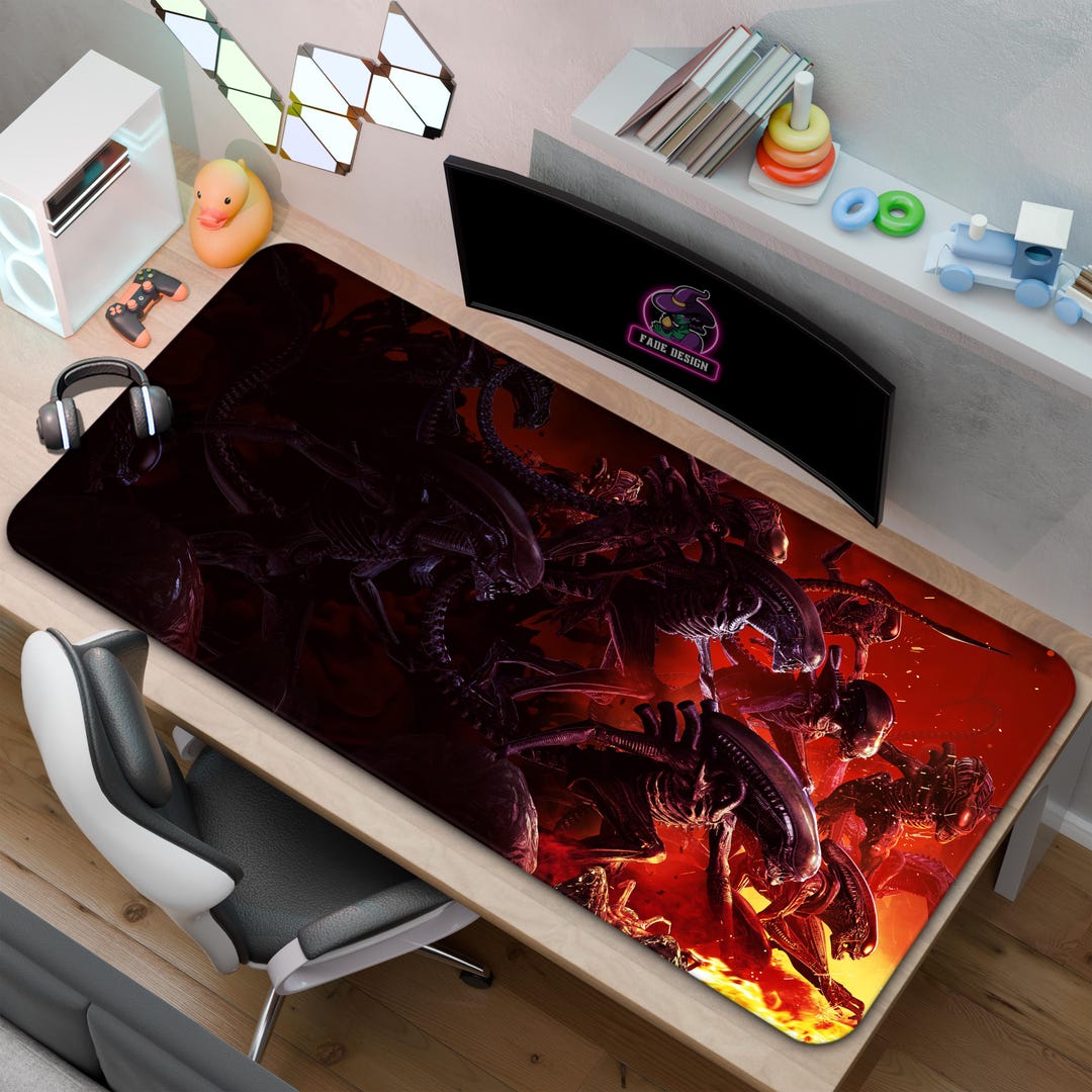 Alien Desk Mat | Xenomorph Mouse Pad | Premium Print Surface ...