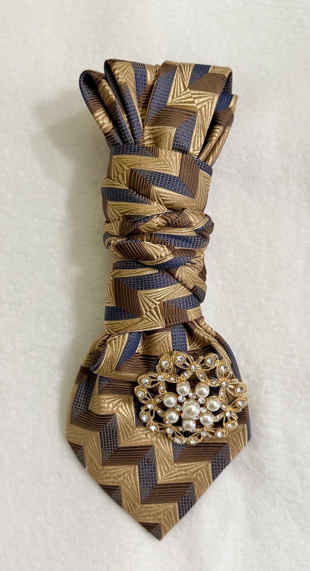 Custom Upcycled Necktie to Be Worn as a Necklace or a Brooch - Etsy