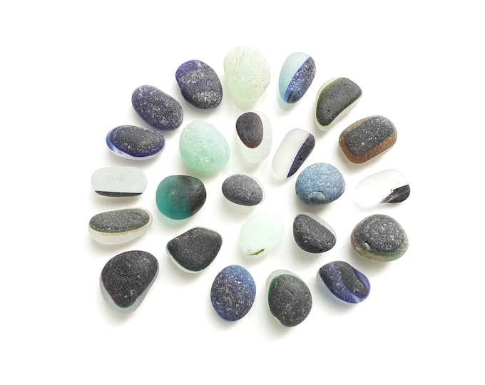 Collection of 24 Mixed Colour Sea Glass Pebls S2016 From Seaham Beach ...