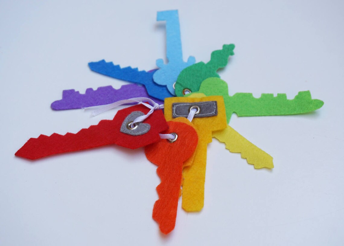 Rainbow Key Set / Travel Toy for Toddlers / Gift for Kid / | Etsy