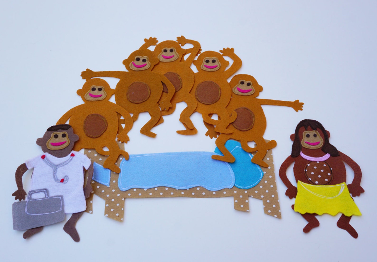Felt Board Kit / Five Little Monkeys Jumping on the Bed / | Etsy