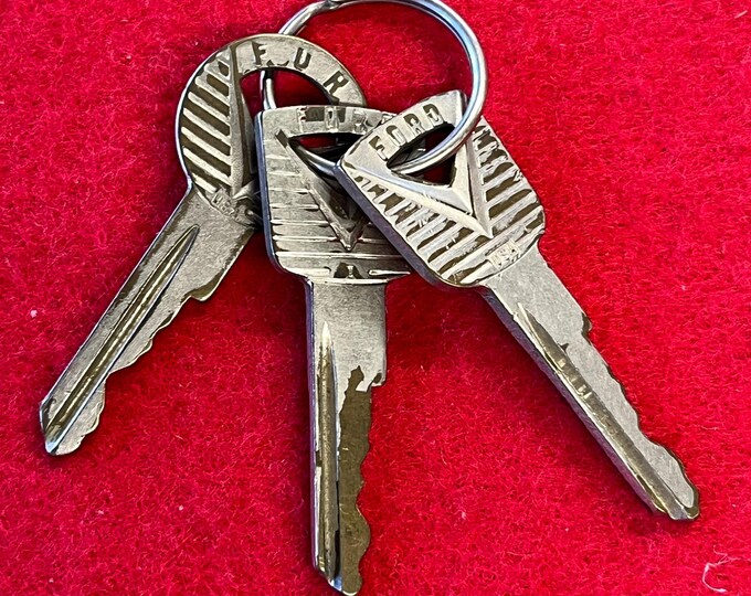 Vintage FORD Automotive Keys Set of 3 - Etsy