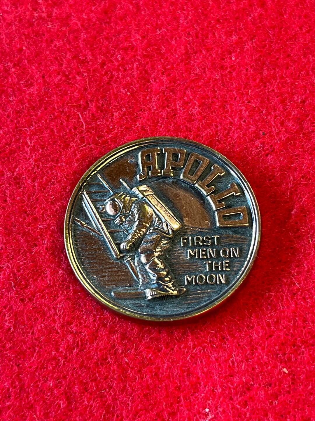 Vintage 1969 Apollo Mission to the Moon Medallion Home Decor - Etsy
