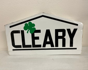 Vintage Clover Sign - Etsy