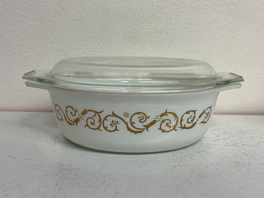 Vintage Pyrex Empire Scroll Pattern Casserole Dish With Lid - Etsy
