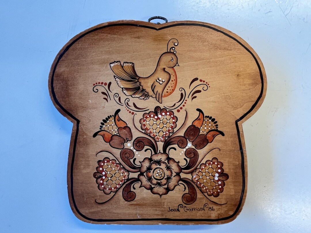 Vintage 1986 Hand Painted Decorative Cutting Board by Joan Garrison - Etsy