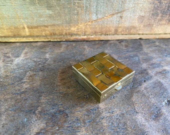 Vintage Gold Pill Box - Etsy