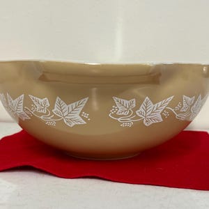 Vintage 1960s Pyrex Sandalwood Large Cinderella Style Mixing Bowl 444 ...