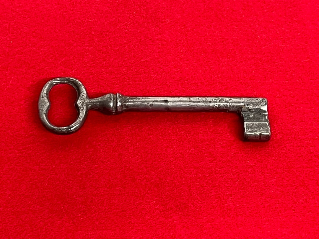 Antique Large Metal Skeleton Key - Etsy