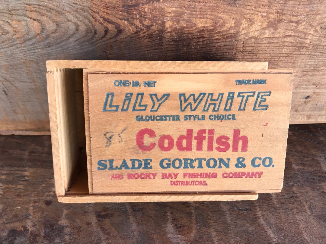 Vintage Lily White Codfish Wood Box by Slade Gorton & Co - Etsy