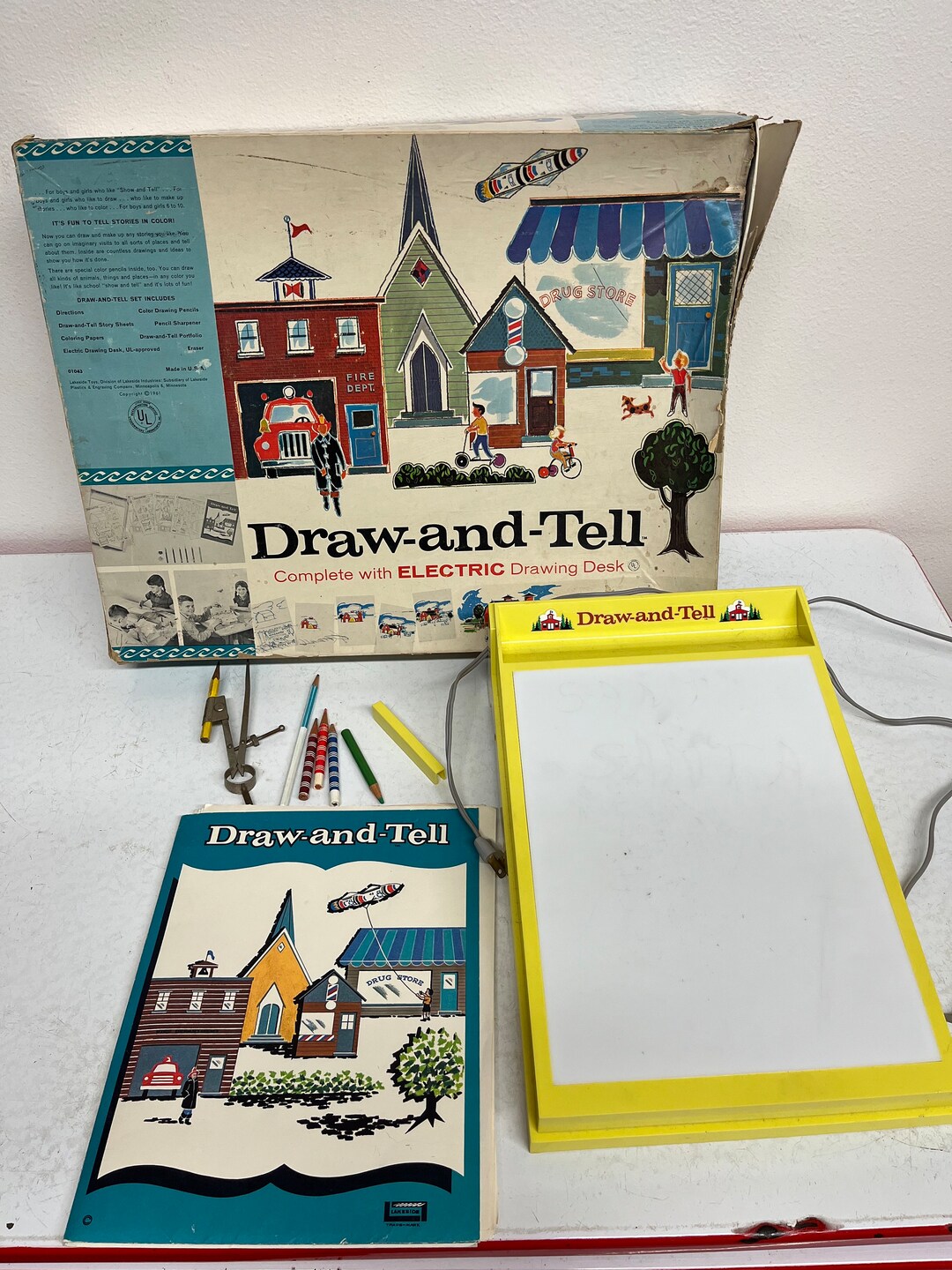 Vintage 1961 Draw and Tell Set With Electric Drawing Desk in Box by ...