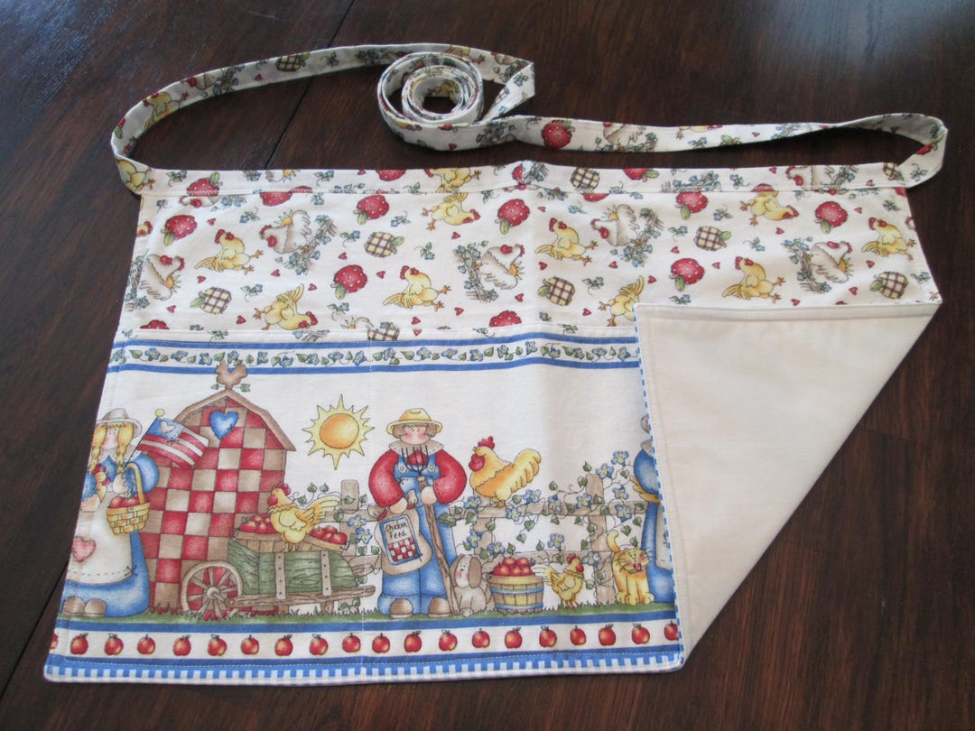 Life on a Farm Border Print Durable 3 Pocket Custom Designed Waitress ...