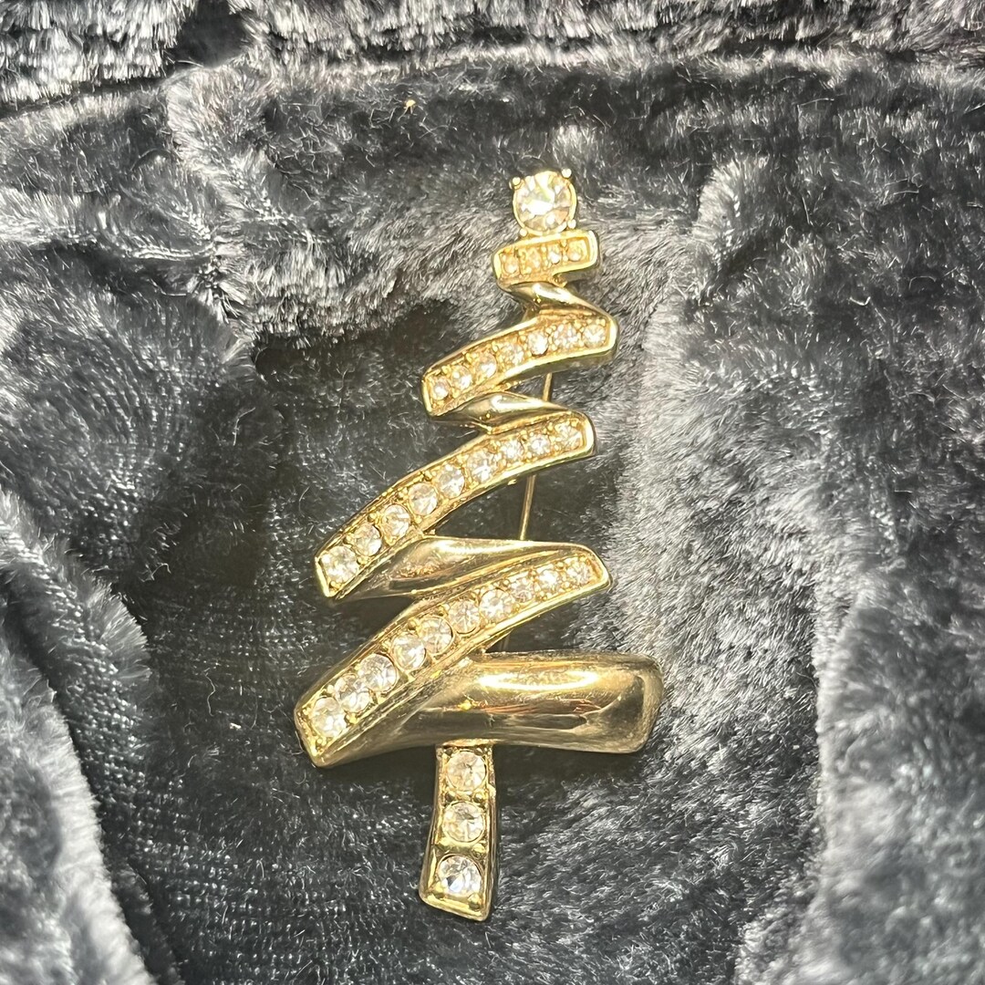 Vintage Monet Rhinestone Christmas Tree Brooch – Gold Tone Holiday Pin ...