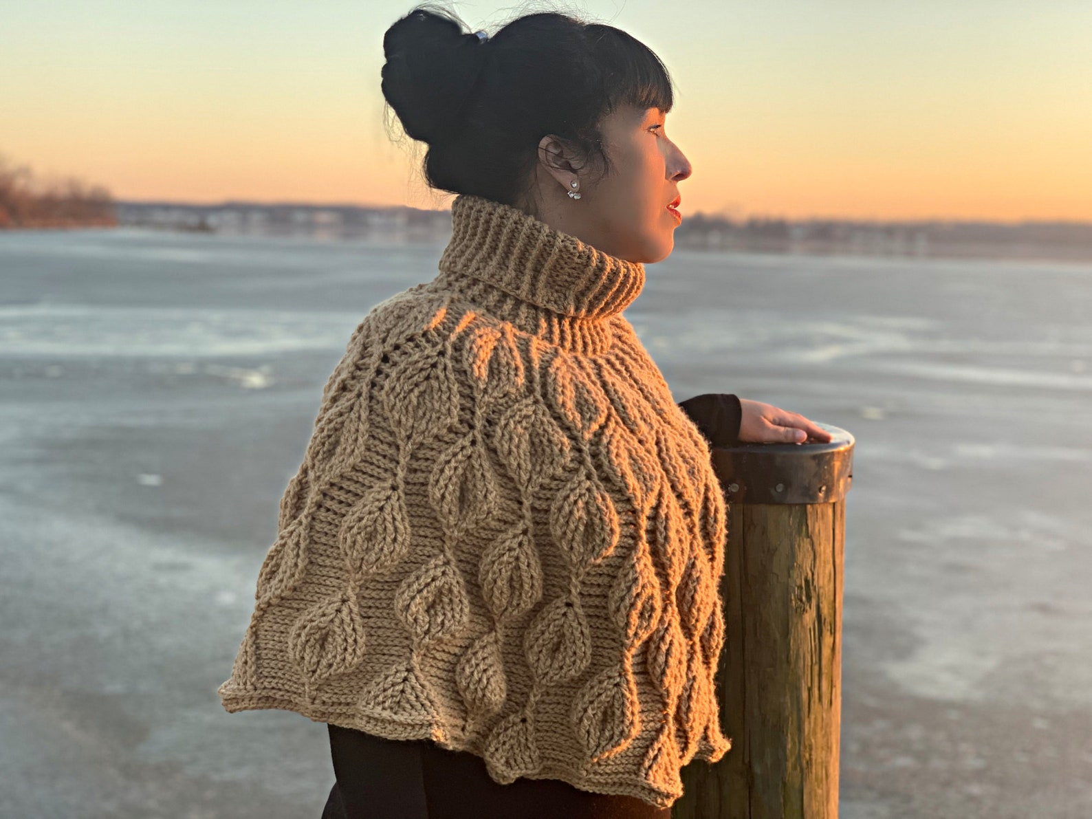 Embossed Leaves Capelet Crochet Pattern PDF | Etsy