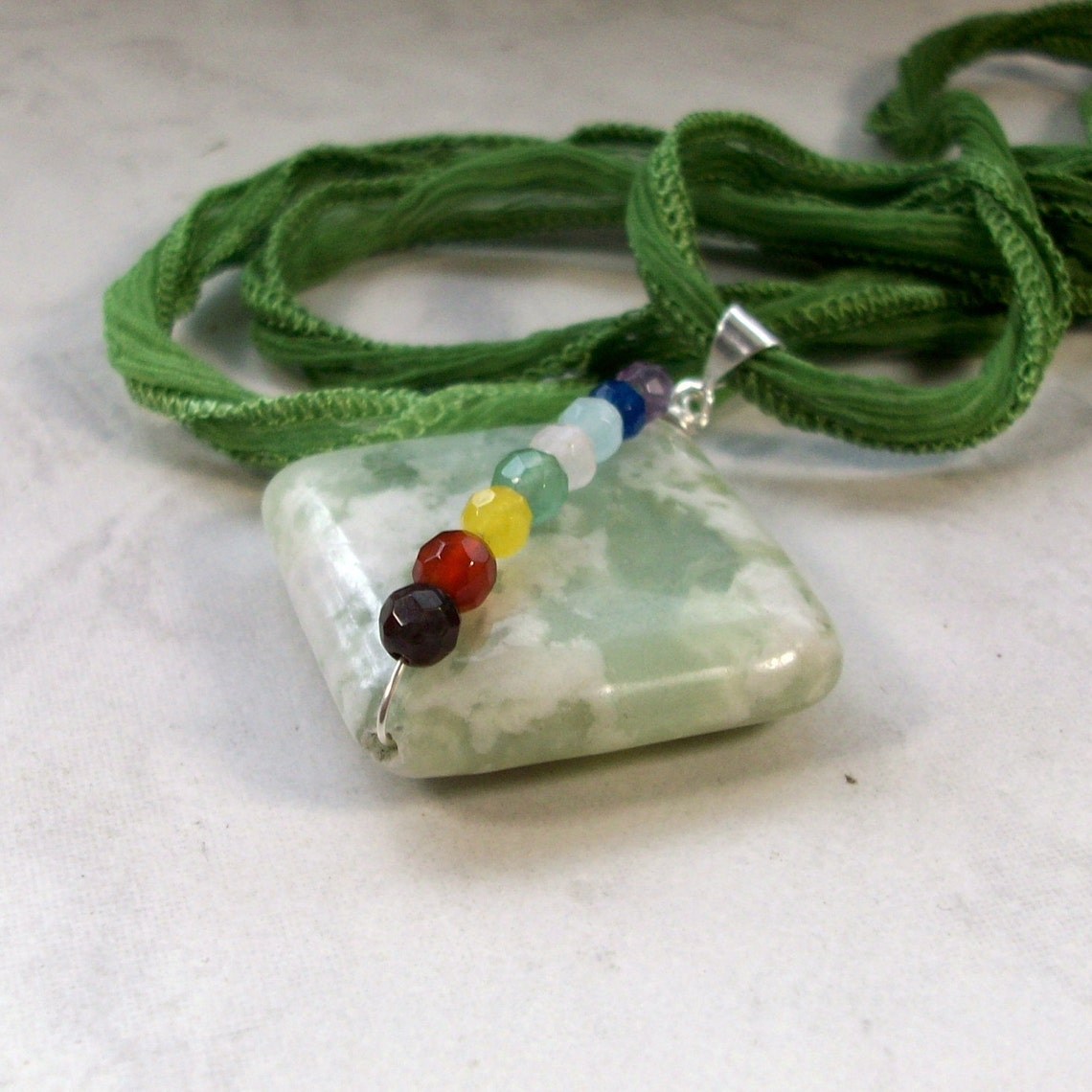 Peace Jade Full Spectrum OOAK Chakra Healing Pendant with - Etsy España