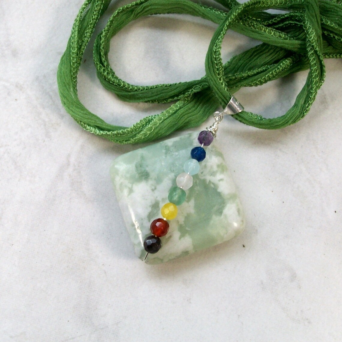 Peace Jade Full Spectrum OOAK Chakra Healing Pendant with - Etsy España