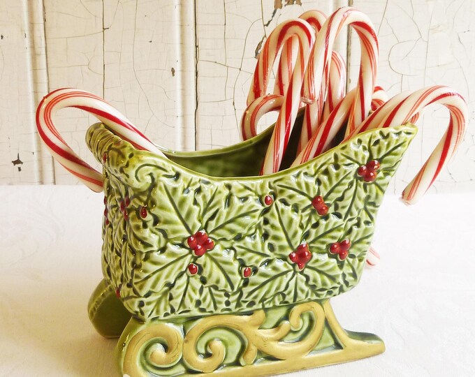 Vintage 1960s Ardco Christmas Sleigh Planter: Holly Design, Gold Trim ...
